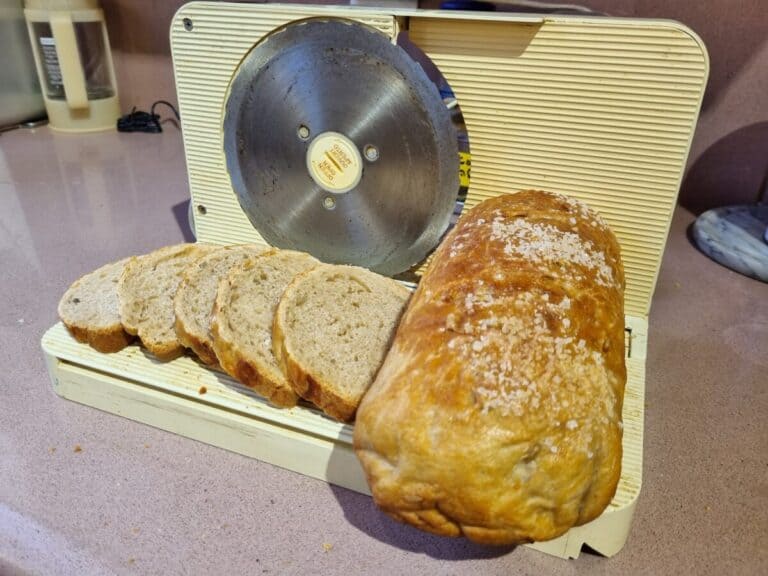The Best Bread Slicers that Will Make Your Life Easier: Look No Further ...