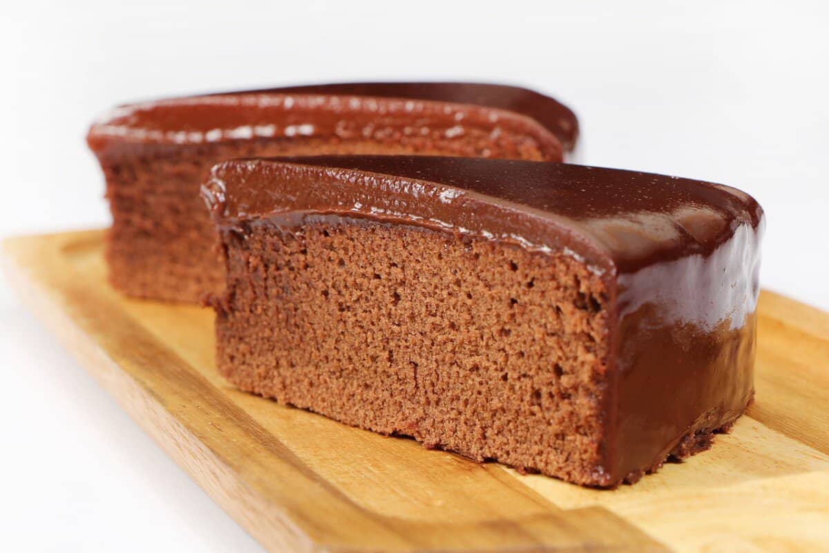 Why Did My Cake Turn Out So Dense – Causes and Solutions You Must Know ...